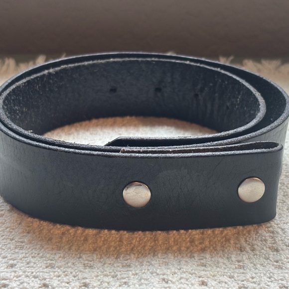 CAbi | Accessories | Cabi 543 Signature Belt | Poshmark